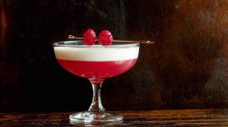 Clover Club: Historia, Receta Clásica y Variaciones Modernas - Tierra ...