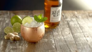 Cómo preparar el cóctel perfecto Tom Collins: receta, historia y ...